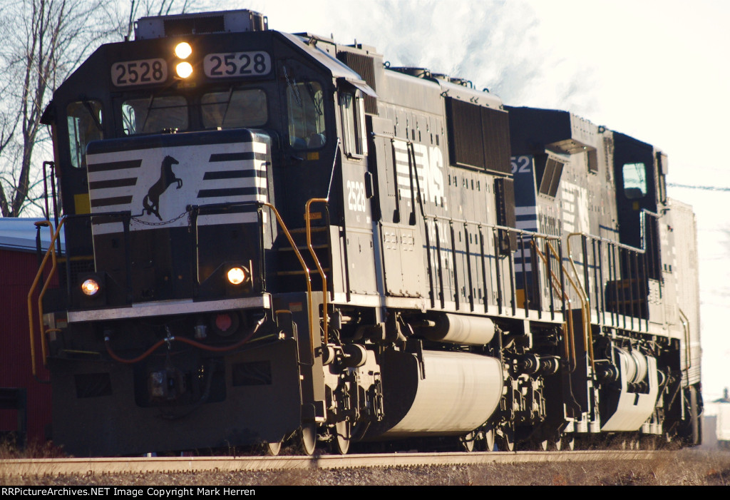 NS 2528 West